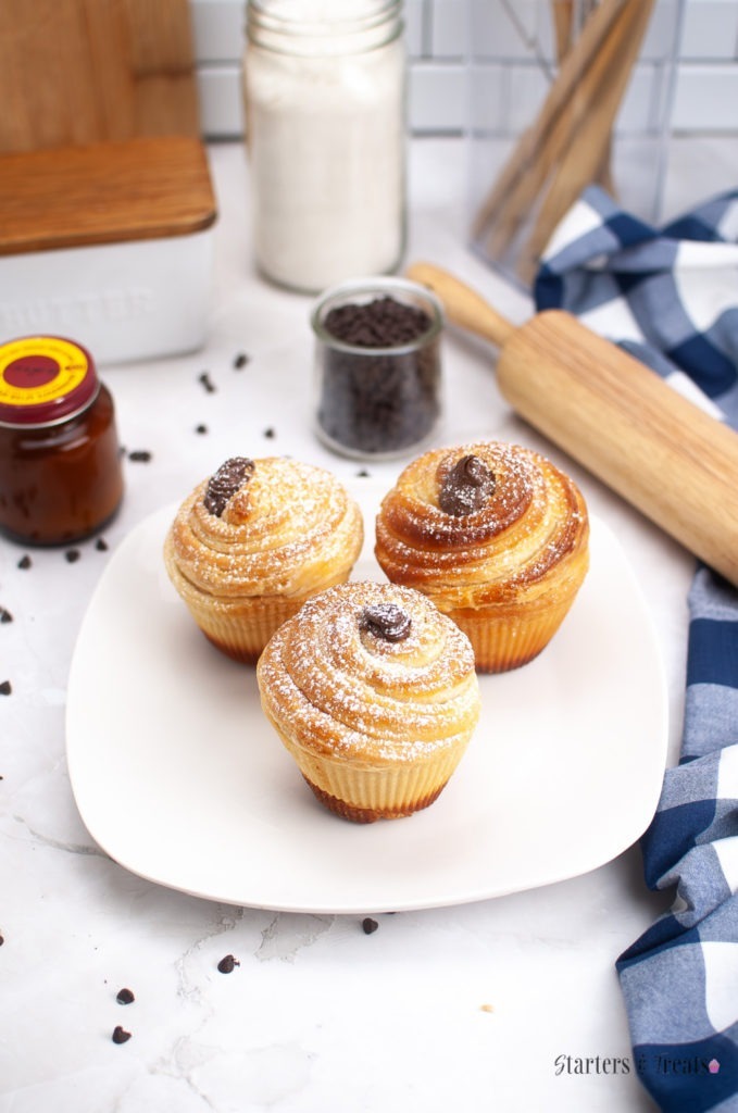Chocolate Stuffed Cruffin Recipe - Starters and Treats