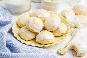 20+ Easter Brunch Dessert Ideas - Starters and Treats