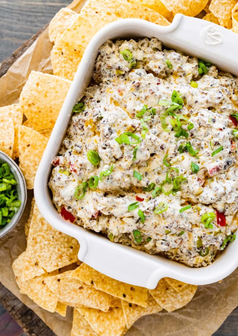 20+ Delicious & Easy Christmas Themed Party Dips - Starters and Treats