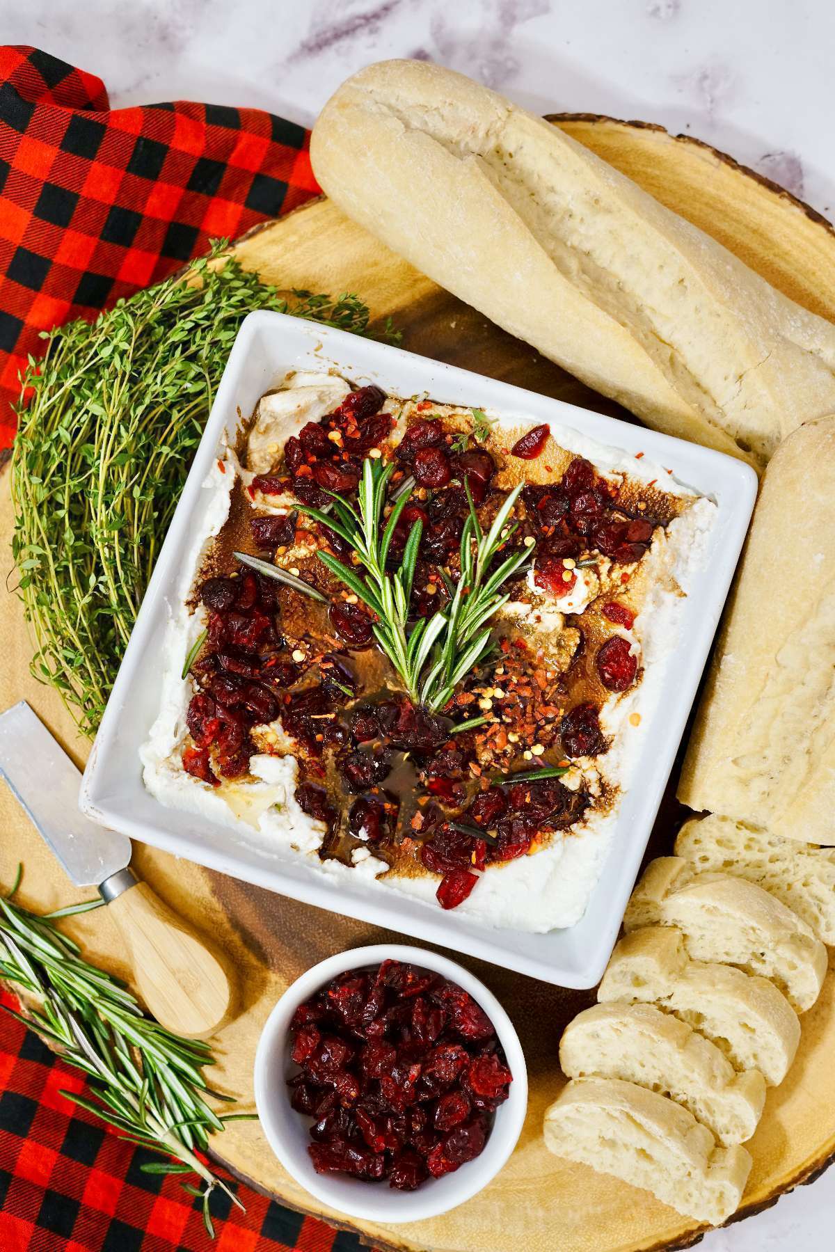 20+ Delicious & Easy Christmas Themed Party Dips - Starters and Treats