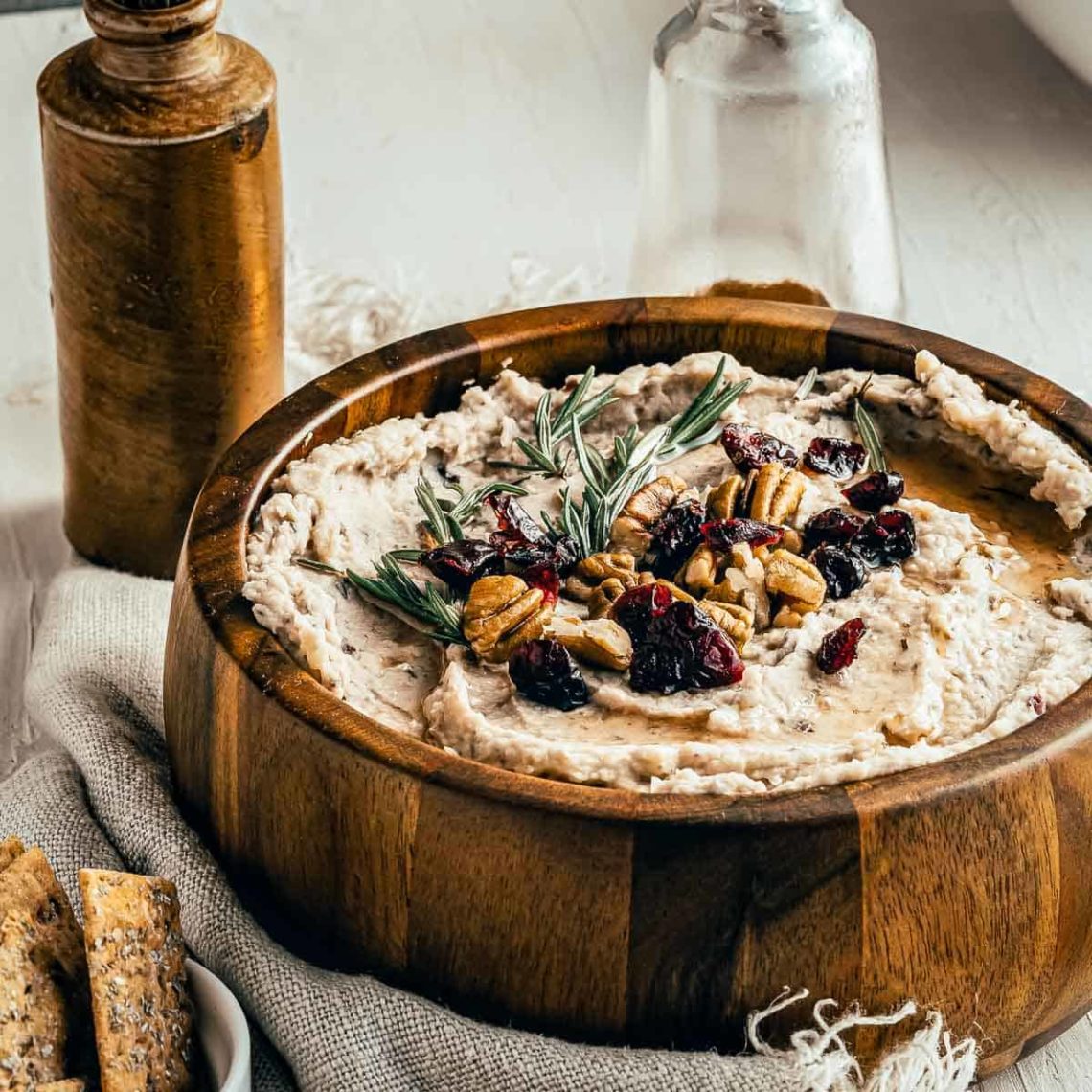 20+ Delicious & Easy Christmas Themed Party Dips - Starters and Treats