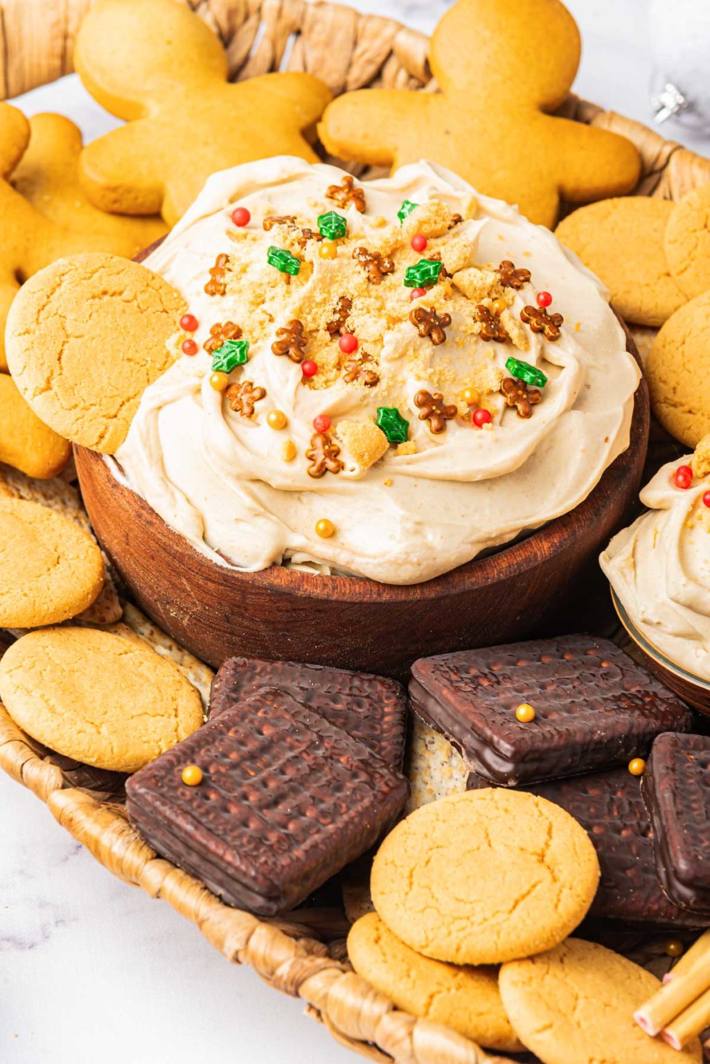 20+ Delicious & Easy Christmas Themed Party Dips - Starters and Treats